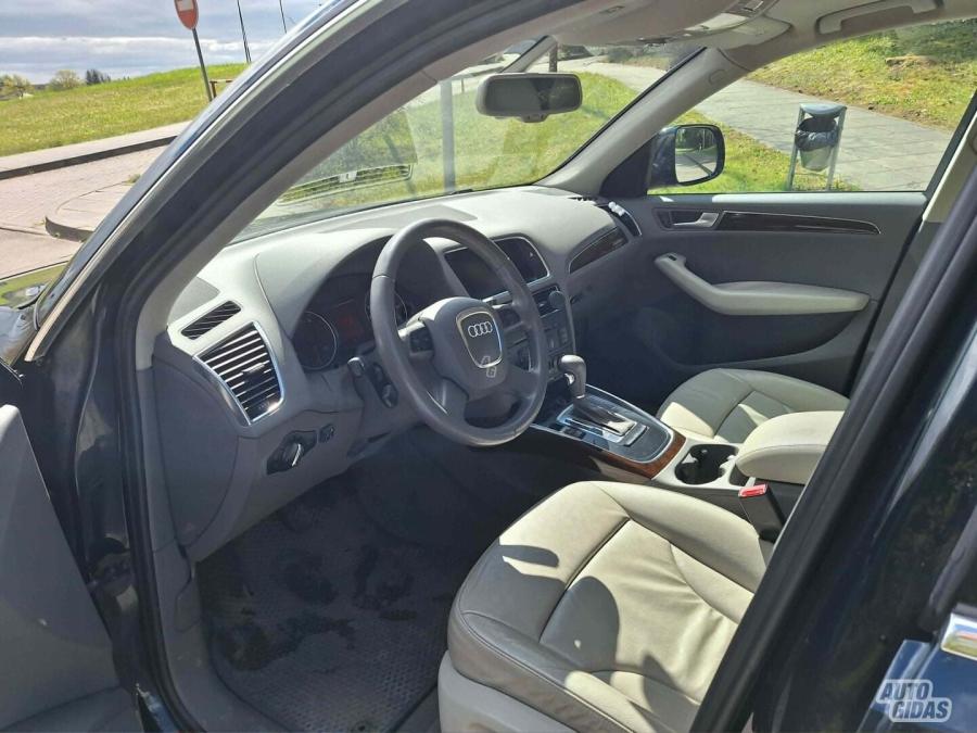 Blue Audi Q5 2009 in Telschi, with an engine capacity of 3.20 L and mileage of 266 thousand km for 7590 €, photo 11 on AUTOMOTO.COM.LV