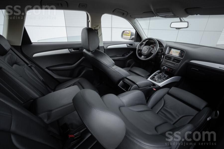 Blue Audi Q5 2009 in Jelgava, with an engine capacity of 3.00 L and mileage of 268 thousand km for 9990 €, photo 15 on AUTOMOTO.COM.LV
