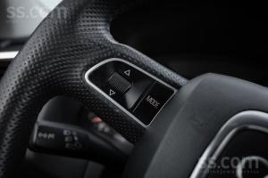 Blue Audi Q5 2009 in Jelgava, with an engine capacity of 3.00 L and mileage of 268 thousand km for 9990 €, photo 26 on AUTOMOTO.COM.LV