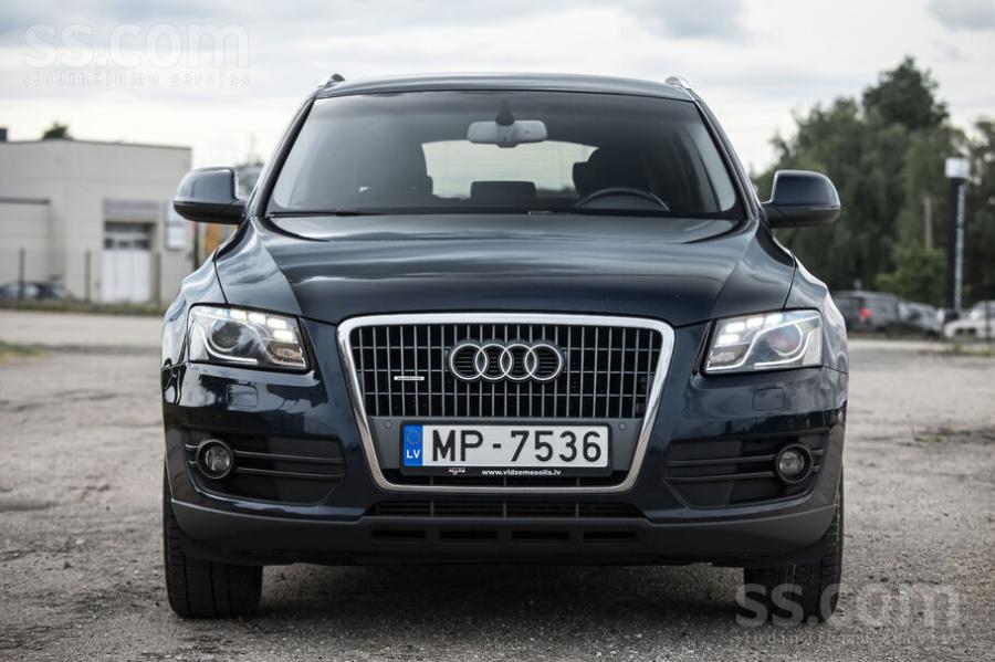 Zils Audi Q5 2009 Tukums, ar dzinēja tilpumu 2.00 L un nobraukumu 0 tūkst. km par 6999 €, foto 4 vietnē AUTOMOTO.COM.LV