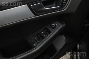 Zils Audi Q5 2009 Tukums, ar dzinēja tilpumu 2.00 L un nobraukumu 0 tūkst. km par 6999 €, foto 16 vietnē AUTOMOTO.COM.LV