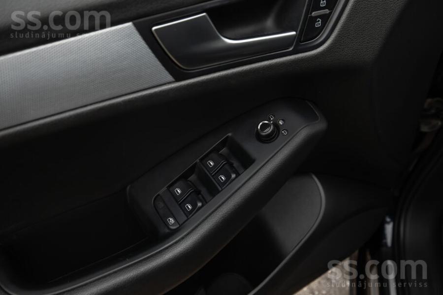 Zils Audi Q5 2009 Tukums, ar dzinēja tilpumu 2.00 L un nobraukumu 0 tūkst. km par 6999 €, foto 16 vietnē AUTOMOTO.COM.LV