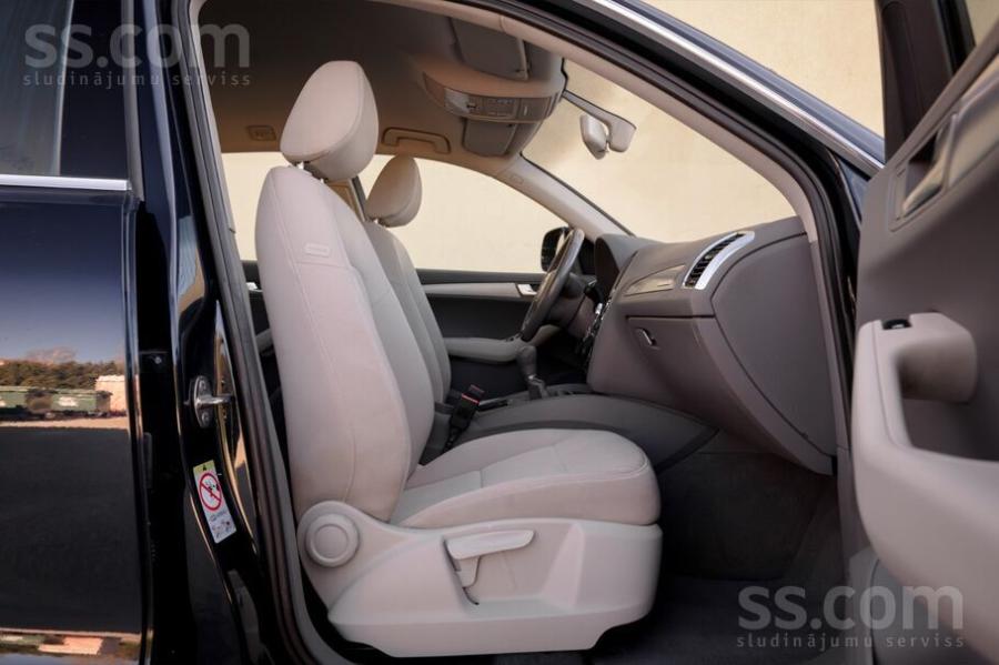 Blue Audi Q5 2009 in Talsi, with an engine capacity of 2.00 L and mileage of 0 thousand km for 8950 €, photo 13 on AUTOMOTO.COM.LV