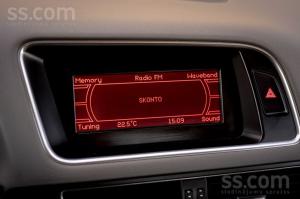 Blue Audi Q5 2009 in Talsi, with an engine capacity of 2.00 L and mileage of 0 thousand km for 8950 €, photo 19 on AUTOMOTO.COM.LV
