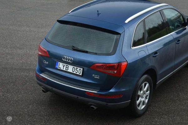 Zils Audi Q5 2009 Viļņa, ar dzinēja tilpumu 1.98 L un nobraukumu 187 tūkst. km par 8000 €, foto 4 vietnē AUTOMOTO.COM.LV