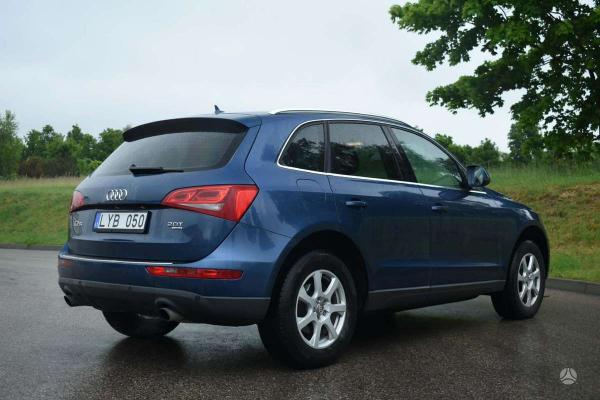 Zils Audi Q5 2009 Viļņa, ar dzinēja tilpumu 1.98 L un nobraukumu 187 tūkst. km par 8000 €, foto 10 vietnē AUTOMOTO.COM.LV