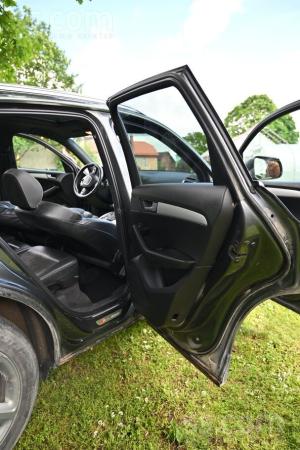 Zils Audi Q5 2009 Cēsis, ar dzinēja tilpumu 3.00 L un nobraukumu 335 tūkst. km par 7200 €, foto 12 vietnē AUTOMOTO.COM.LV