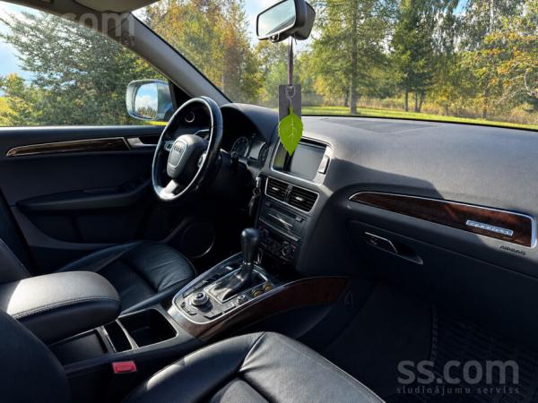 Blue Audi Q5 2009 in Rezekne, with an engine capacity of 3.00 L and mileage of 215 thousand km for 7250 €, photo 6 on AUTOMOTO.COM.LV