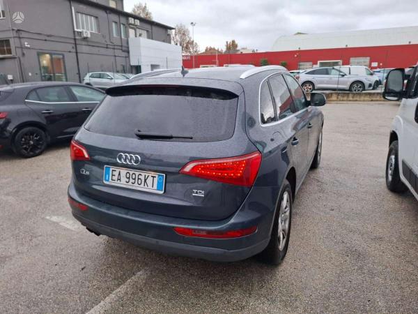 Zils Audi Q5 2010 Kauņa, ar dzinēja tilpumu 1.97 L un nobraukumu 268 tūkst. km par 8000 €, foto 4 vietnē AUTOMOTO.COM.LV