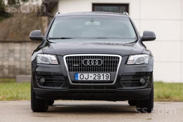 Zils Audi Q5 2010 Jelgava, ar dzinēja tilpumu 2.00 L un nobraukumu 265 tūkst. km par 9500 €, foto 1 vietnē AUTOMOTO.COM.LV