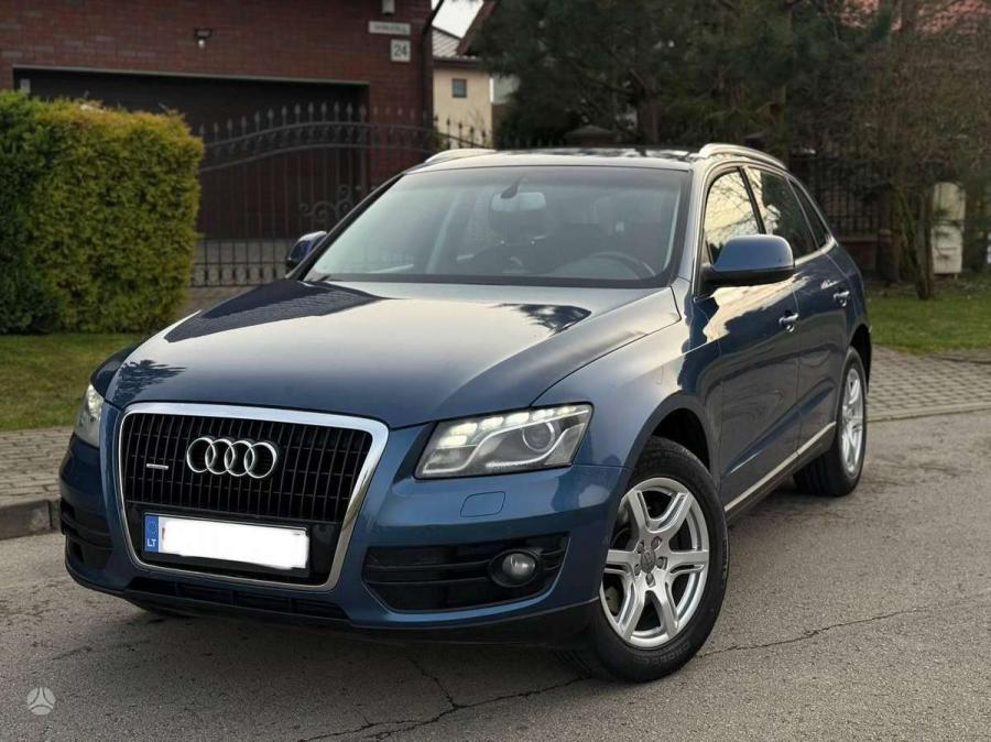 Blue Audi Q5 2010 in Klaipeda, with an engine capacity of 2.97 L and mileage of 297 thousand km for 8550 €, photo 2 on AUTOMOTO.COM.LV