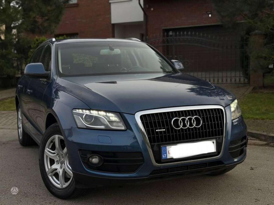 Blue Audi Q5 2010 in Klaipeda, with an engine capacity of 2.97 L and mileage of 297 thousand km for 8550 €, photo 3 on AUTOMOTO.COM.LV