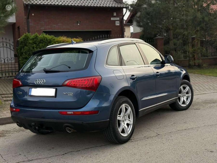Zils Audi Q5 2010 Klaipėda, ar dzinēja tilpumu 2.97 L un nobraukumu 297 tūkst. km par 8550 €, foto 7 vietnē AUTOMOTO.COM.LV