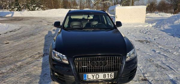 Blue Audi Q5 2010 in Ignalina, with an engine capacity of 2.97 L and mileage of 329 thousand km for 6999 €, photo 5 on AUTOMOTO.COM.LV
