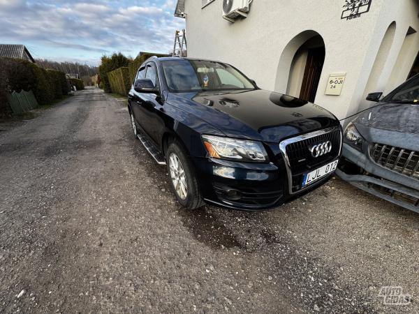 Zils Audi Q5 2010 Šauļi, ar dzinēja tilpumu 3.20 L un nobraukumu 275 tūkst. km par 4400 €, foto 5 vietnē AUTOMOTO.COM.LV