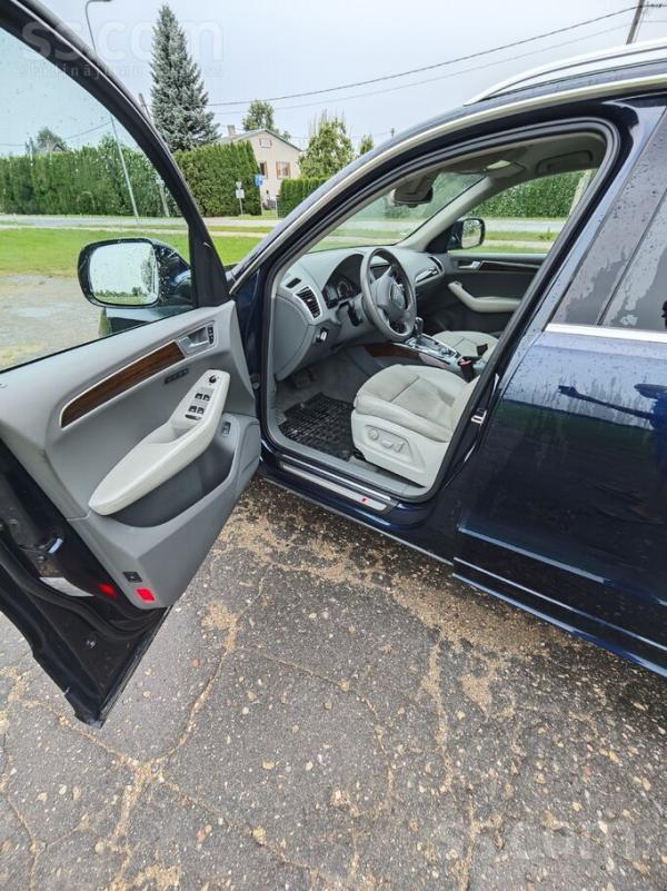 Blue Audi Q5 2010 in Riga, with an engine capacity of 2.00 L and mileage of 219 thousand km for 7400 €, photo 5 on AUTOMOTO.COM.LV