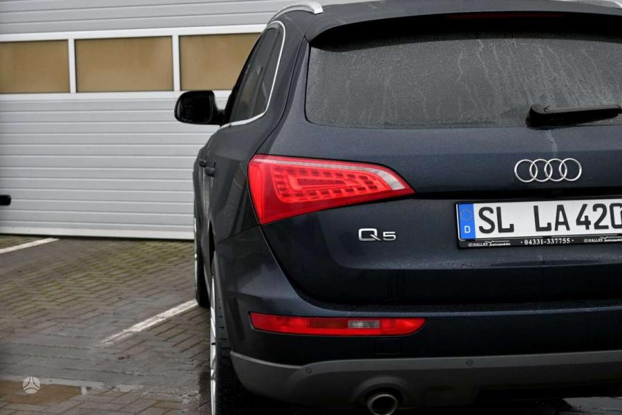 Zils Audi Q5 2011 Kretinga, ar dzinēja tilpumu 2.97 L un nobraukumu 229 tūkst. km par 10850 €, foto 11 vietnē AUTOMOTO.COM.LV