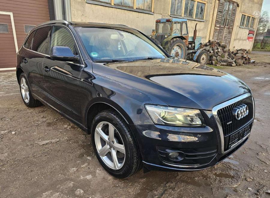 Blue Audi Q5 2012 in Kelme, with an engine capacity of 2.97 L and mileage of 254 thousand km for 7200 €, photo 3 on AUTOMOTO.COM.LV