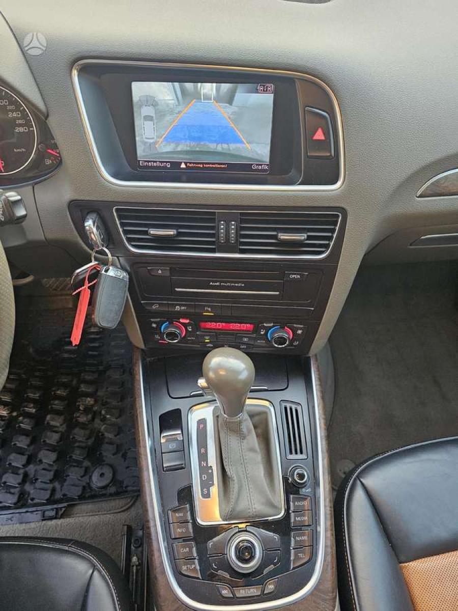 Blue Audi Q5 2012 in Kelme, with an engine capacity of 2.97 L and mileage of 254 thousand km for 7200 €, photo 10 on AUTOMOTO.COM.LV