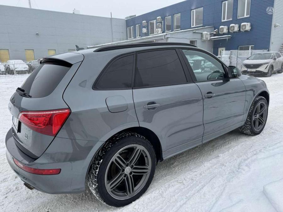 Zils Audi Q5 2012 Šauļi, ar dzinēja tilpumu 3.20 L un nobraukumu 195 tūkst. km par 6400 €, foto 7 vietnē AUTOMOTO.COM.LV