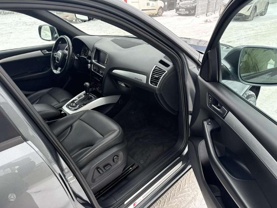 Zils Audi Q5 2012 Šauļi, ar dzinēja tilpumu 3.20 L un nobraukumu 195 tūkst. km par 6400 €, foto 16 vietnē AUTOMOTO.COM.LV