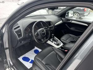 Zils Audi Q5 2012 Šauļi, ar dzinēja tilpumu 3.20 L un nobraukumu 195 tūkst. km par 6400 €, foto 21 vietnē AUTOMOTO.COM.LV