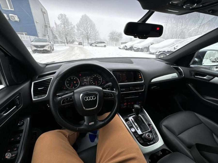 Zils Audi Q5 2012 Šauļi, ar dzinēja tilpumu 3.20 L un nobraukumu 195 tūkst. km par 6400 €, foto 22 vietnē AUTOMOTO.COM.LV