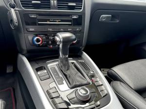 Zils Audi Q5 2012 Rēzekne, ar dzinēja tilpumu 2.00 L un nobraukumu 224 tūkst. km par 13700 €, foto 15 vietnē AUTOMOTO.COM.LV