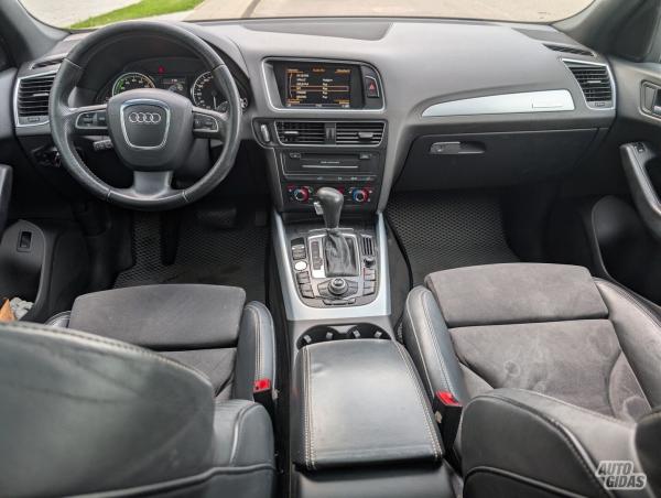 Zils Audi Q5 2012 Viļņa, ar dzinēja tilpumu 2.00 L un nobraukumu 323 tūkst. km par 9000 €, foto 5 vietnē AUTOMOTO.COM.LV
