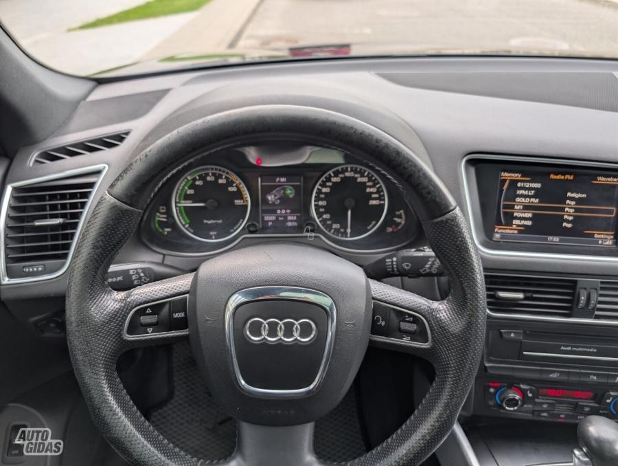 Zils Audi Q5 2012 Viļņa, ar dzinēja tilpumu 2.00 L un nobraukumu 323 tūkst. km par 9000 €, foto 7 vietnē AUTOMOTO.COM.LV