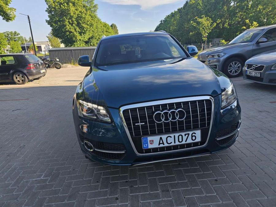 Blue Audi Q5 2013 in Kaunas, with an engine capacity of 1.98 L and mileage of 280 thousand km for 9555 €, photo 4 on AUTOMOTO.COM.LV