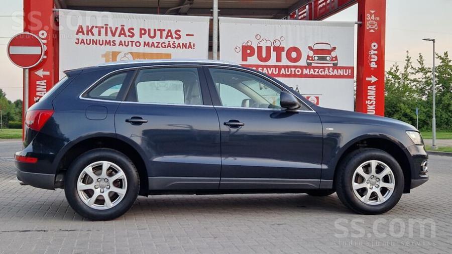 Zils Audi Q5 2013 Jelgava, ar dzinēja tilpumu 2.00 L un nobraukumu 278 tūkst. km par 9450 €, foto 4 vietnē AUTOMOTO.COM.LV