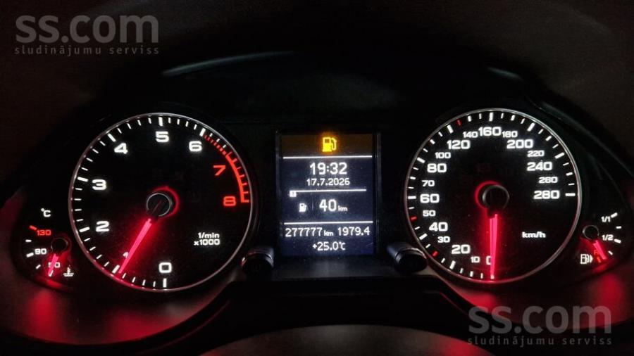 Zils Audi Q5 2013 Jelgava, ar dzinēja tilpumu 2.00 L un nobraukumu 278 tūkst. km par 9450 €, foto 6 vietnē AUTOMOTO.COM.LV