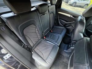 Zils Audi Q5 2013 Šauļi, ar dzinēja tilpumu 1.98 L un nobraukumu 187 tūkst. km par 11200 €, foto 23 vietnē AUTOMOTO.COM.LV