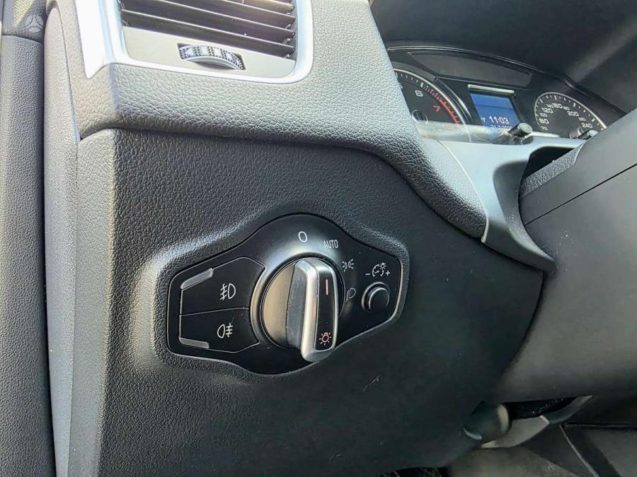 Zils Audi Q5 2013 Šauļi, ar dzinēja tilpumu 1.98 L un nobraukumu 187 tūkst. km par 11200 €, foto 26 vietnē AUTOMOTO.COM.LV