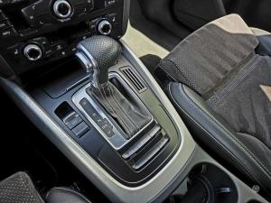 Zils Audi Q5 2013 Šauļi, ar dzinēja tilpumu 1.98 L un nobraukumu 187 tūkst. km par 11200 €, foto 30 vietnē AUTOMOTO.COM.LV