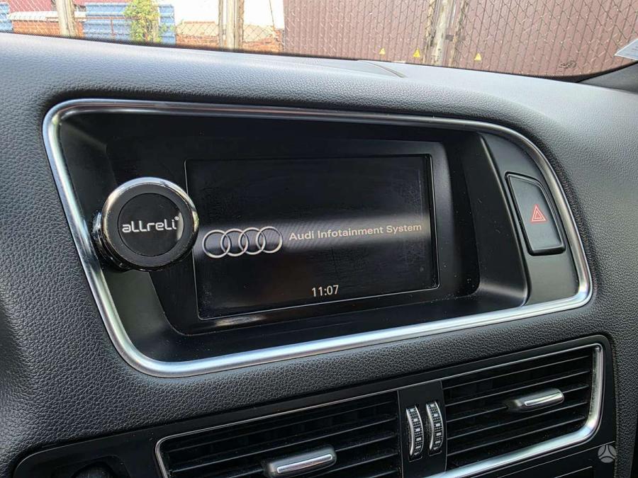 Zils Audi Q5 2013 Šauļi, ar dzinēja tilpumu 1.98 L un nobraukumu 187 tūkst. km par 11200 €, foto 32 vietnē AUTOMOTO.COM.LV