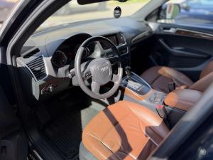 Blue Audi Q5 2013 in Vilnius, with an engine capacity of 3.20 L and mileage of 240 thousand km for 4350 €, photo 5 on AUTOMOTO.COM.LV