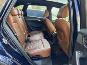 Blue Audi Q5 2013 in Vilnius, with an engine capacity of 3.20 L and mileage of 240 thousand km for 4350 €, photo 16 on AUTOMOTO.COM.LV
