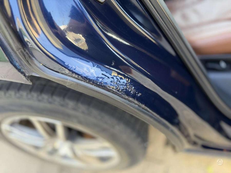 Blue Audi Q5 2013 in Vilnius, with an engine capacity of 3.20 L and mileage of 240 thousand km for 4350 €, photo 18 on AUTOMOTO.COM.LV
