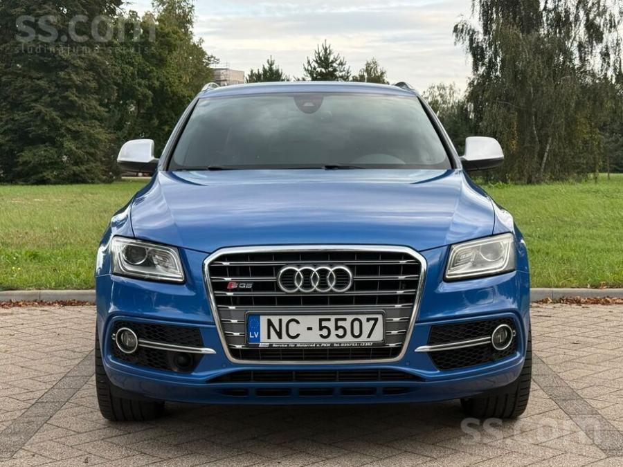 Blue Audi Q5 2013 in Riga, with an engine capacity of 3.00 L and mileage of 210 thousand km for 15990 €, photo 10 on AUTOMOTO.COM.LV
