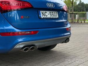 Blue Audi Q5 2013 in Riga, with an engine capacity of 3.00 L and mileage of 210 thousand km for 15990 €, photo 12 on AUTOMOTO.COM.LV