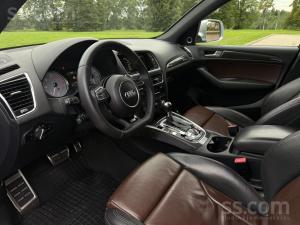 Blue Audi Q5 2013 in Riga, with an engine capacity of 3.00 L and mileage of 210 thousand km for 15990 €, photo 15 on AUTOMOTO.COM.LV