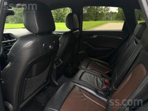 Blue Audi Q5 2013 in Riga, with an engine capacity of 3.00 L and mileage of 210 thousand km for 15990 €, photo 16 on AUTOMOTO.COM.LV