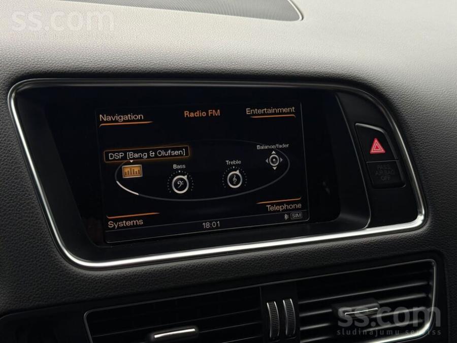 Blue Audi Q5 2013 in Riga, with an engine capacity of 3.00 L and mileage of 210 thousand km for 15990 €, photo 21 on AUTOMOTO.COM.LV