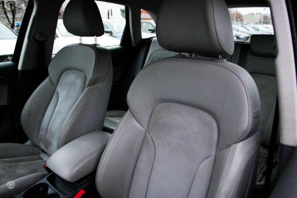 Blue Audi Q5 2014 in Klaipeda, with an engine capacity of 2.00 L and mileage of 178 thousand km for 13990 €, photo 11 on AUTOMOTO.COM.LV