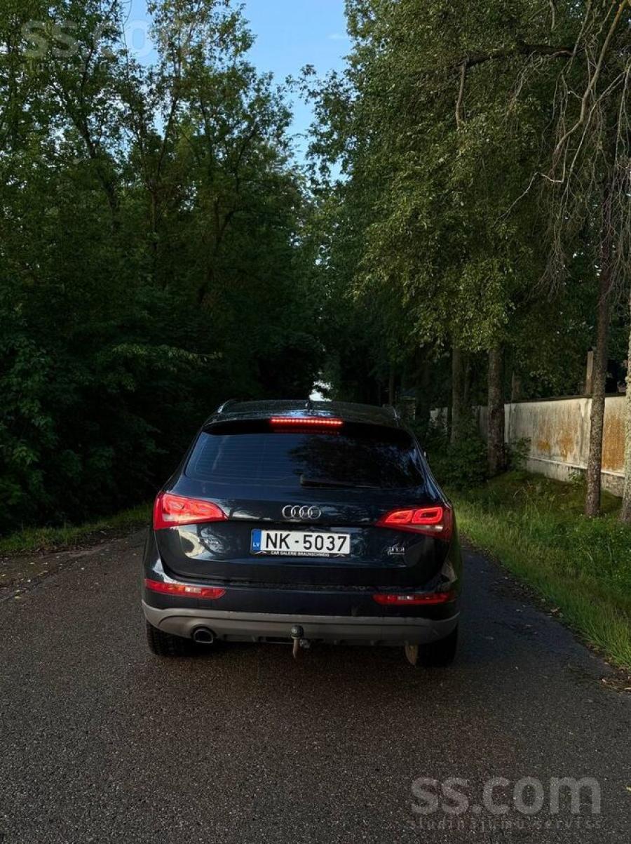 Zils Audi Q5 2014 Daugavpils, ar dzinēja tilpumu 2.00 L un nobraukumu 280 tūkst. km par 10500 €, foto 5 vietnē AUTOMOTO.COM.LV