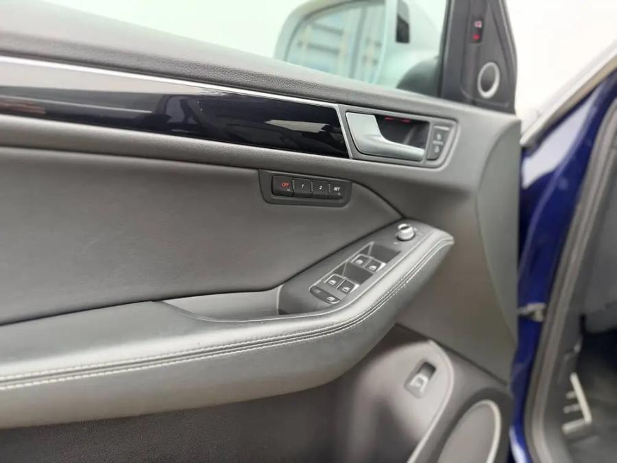 Blue Audi Q5 2014 in Riga, with an engine capacity of 3.00 L and mileage of 226 thousand km for 16995 €, photo 14 on AUTOMOTO.COM.LV