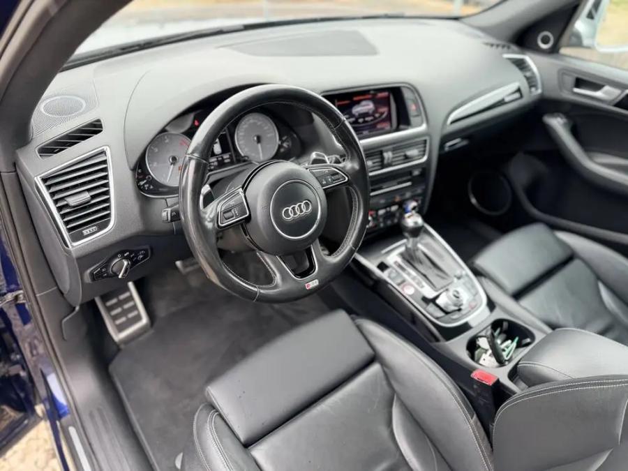 Blue Audi Q5 2014 in Riga, with an engine capacity of 3.00 L and mileage of 226 thousand km for 16995 €, photo 16 on AUTOMOTO.COM.LV