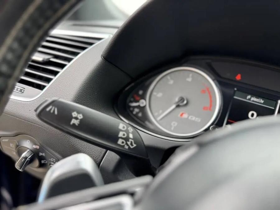 Blue Audi Q5 2014 in Riga, with an engine capacity of 3.00 L and mileage of 226 thousand km for 16995 €, photo 18 on AUTOMOTO.COM.LV
